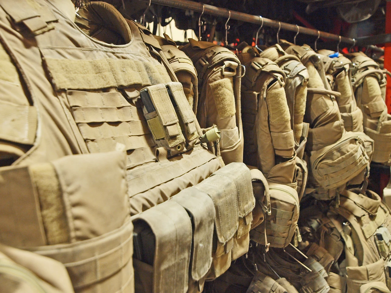 When A Name Brand Just Won't Do: Hollywood's Best Fake Products - Fast ...