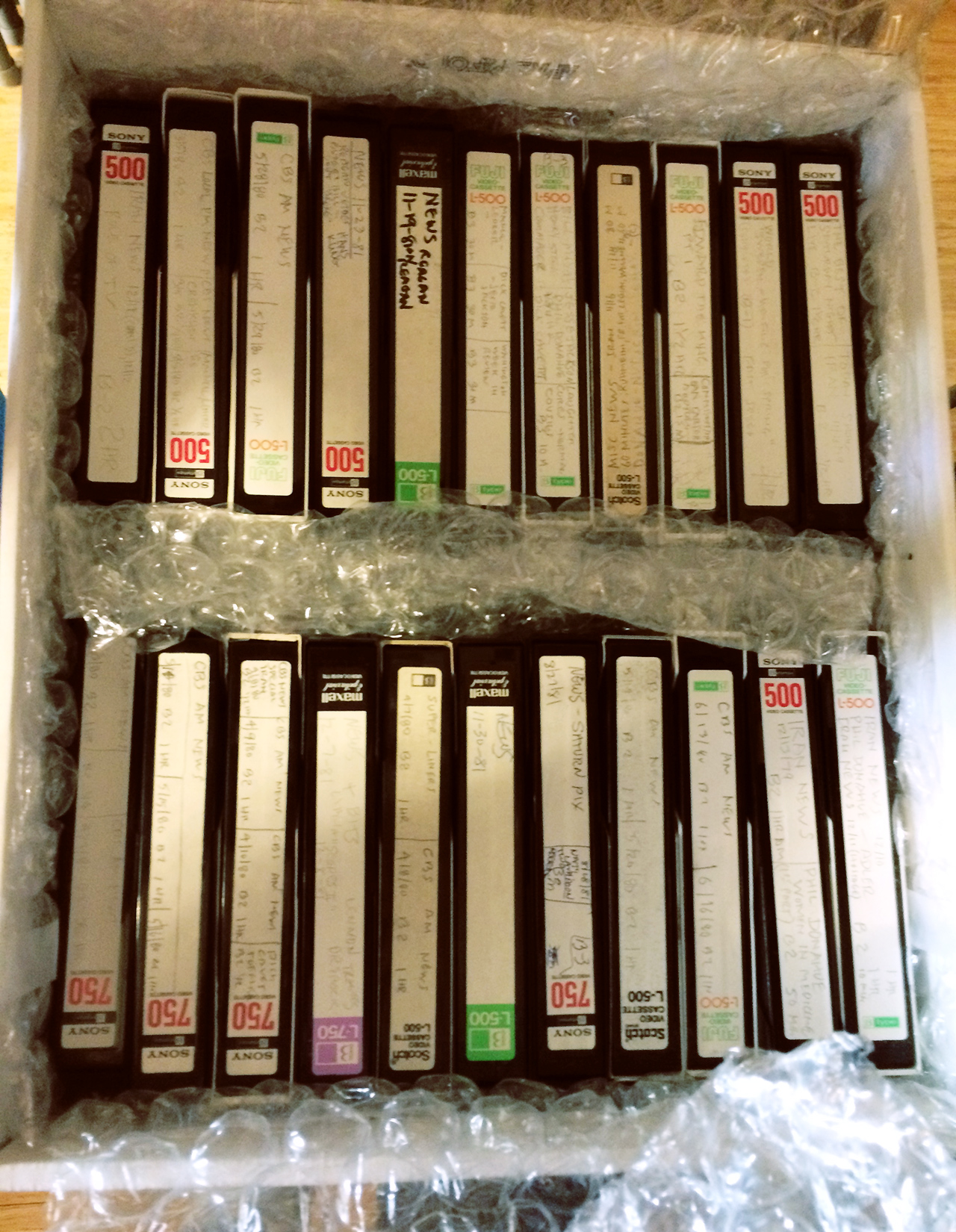 The Internet Archive Wants To Digitize 40,000 VHS And Betamax Tapes ...