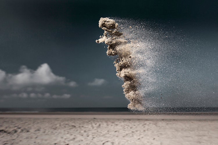 Photographer Elevates Throwing Sand To Art - Fast Company