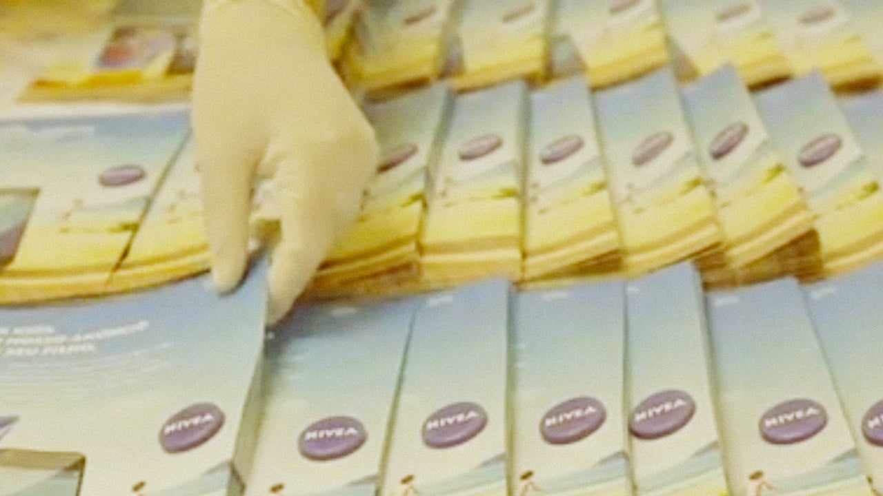 Nivea's New Print Ad Can Keep Track Of Your Kid At The Beach - Fast Company
