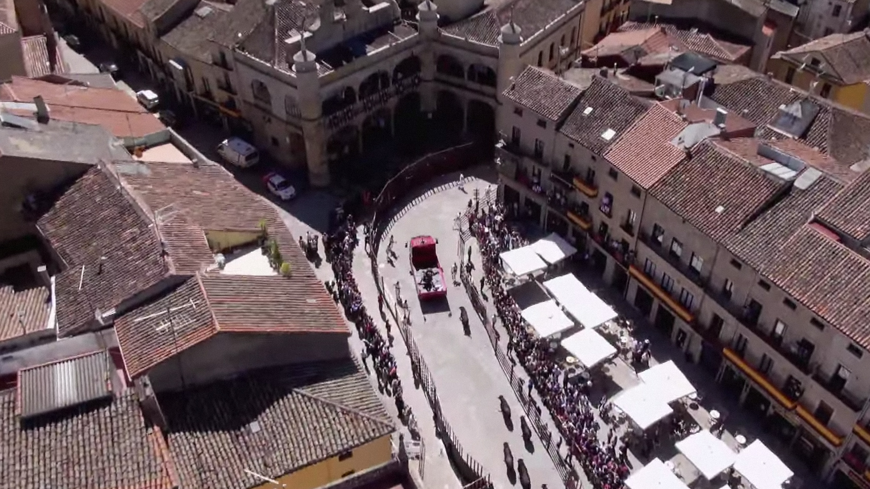 How Volvo Trucks Pulled Off An Epic Split And A Game-Changing Campaign ...