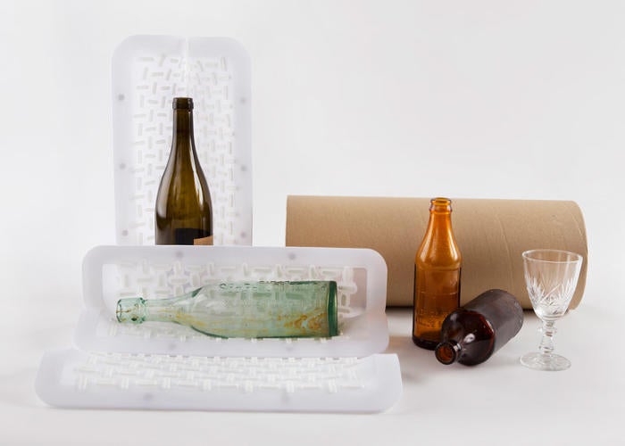 No More Bubble Wrap: A Clever Reusable Packing System Eliminates Waste ...