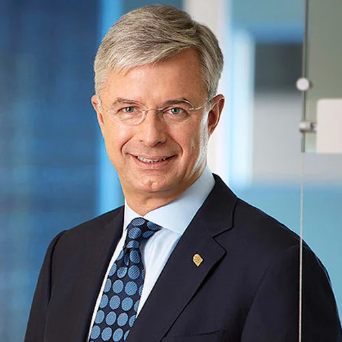 4 Lessons On Running A Successful Business From Best Buy's CEO - Fast ...