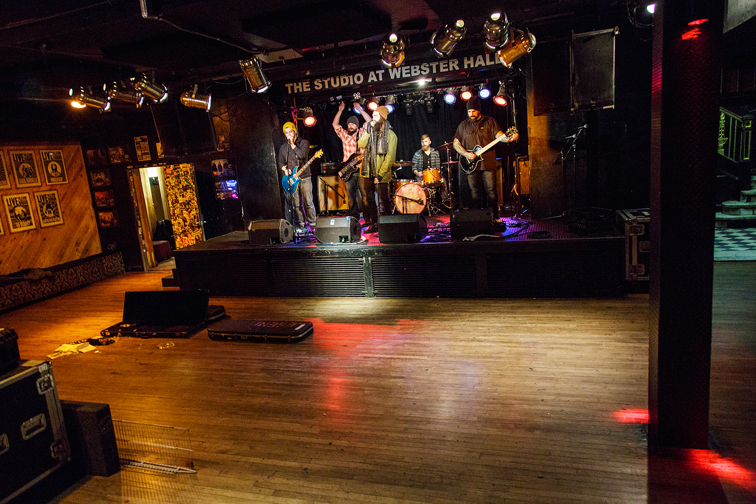 Before The Music: A Real Day In The Life Of A Rock & Roll Band - Fast ...