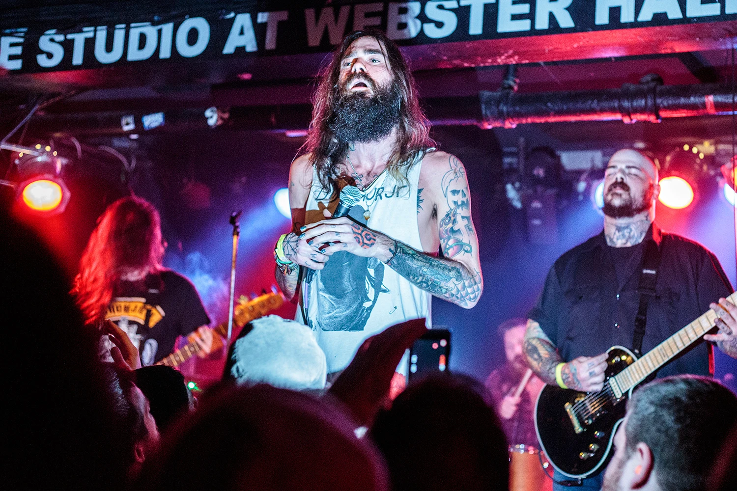 Before The Music: A Real Day In The Life Of A Rock & Roll Band - Fast ...