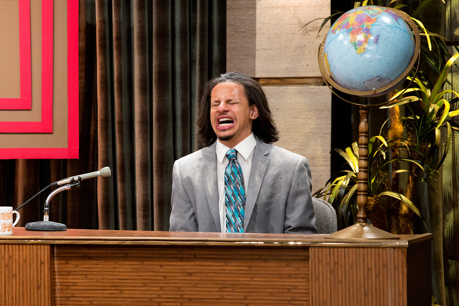 The 5 Best Times Eric Andre Destroyed The Set Of His Show, Chosen By ...
