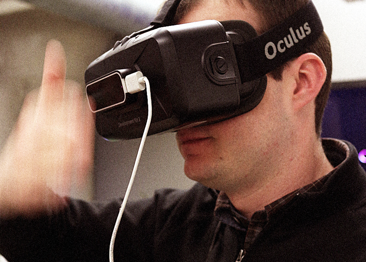 Oculus Users Can Toggle Between VR And The Real World With A Single ...