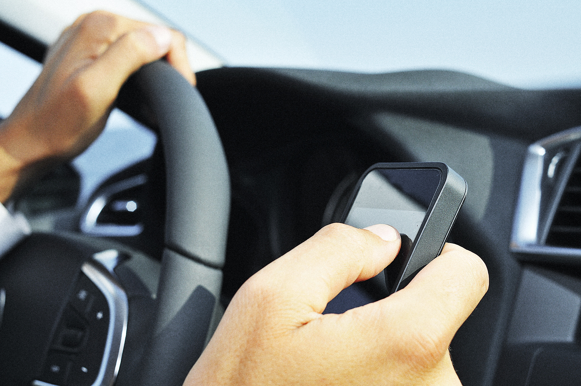 More Drivers Than Not Are Fiddling With Their Smartphones - Fast Company