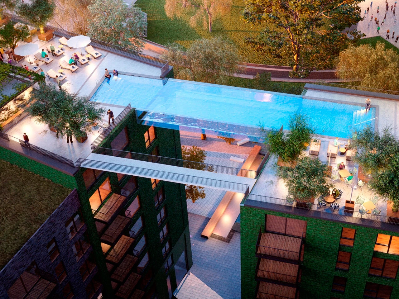 Floating Above London, This Invisible Pool Lets You Swim Laps In The ...