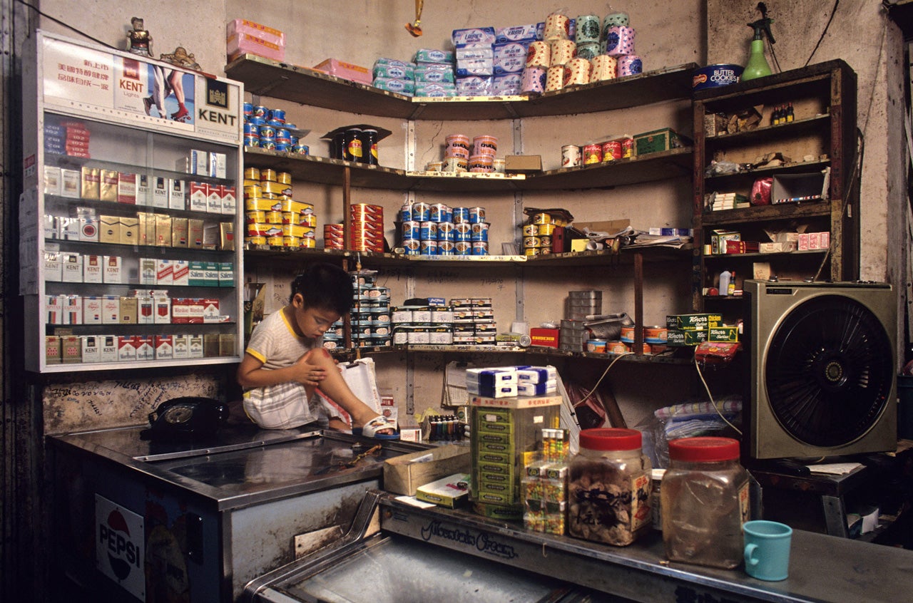 These Stunning Photos Show Life On The Densest City Block On Earth ...