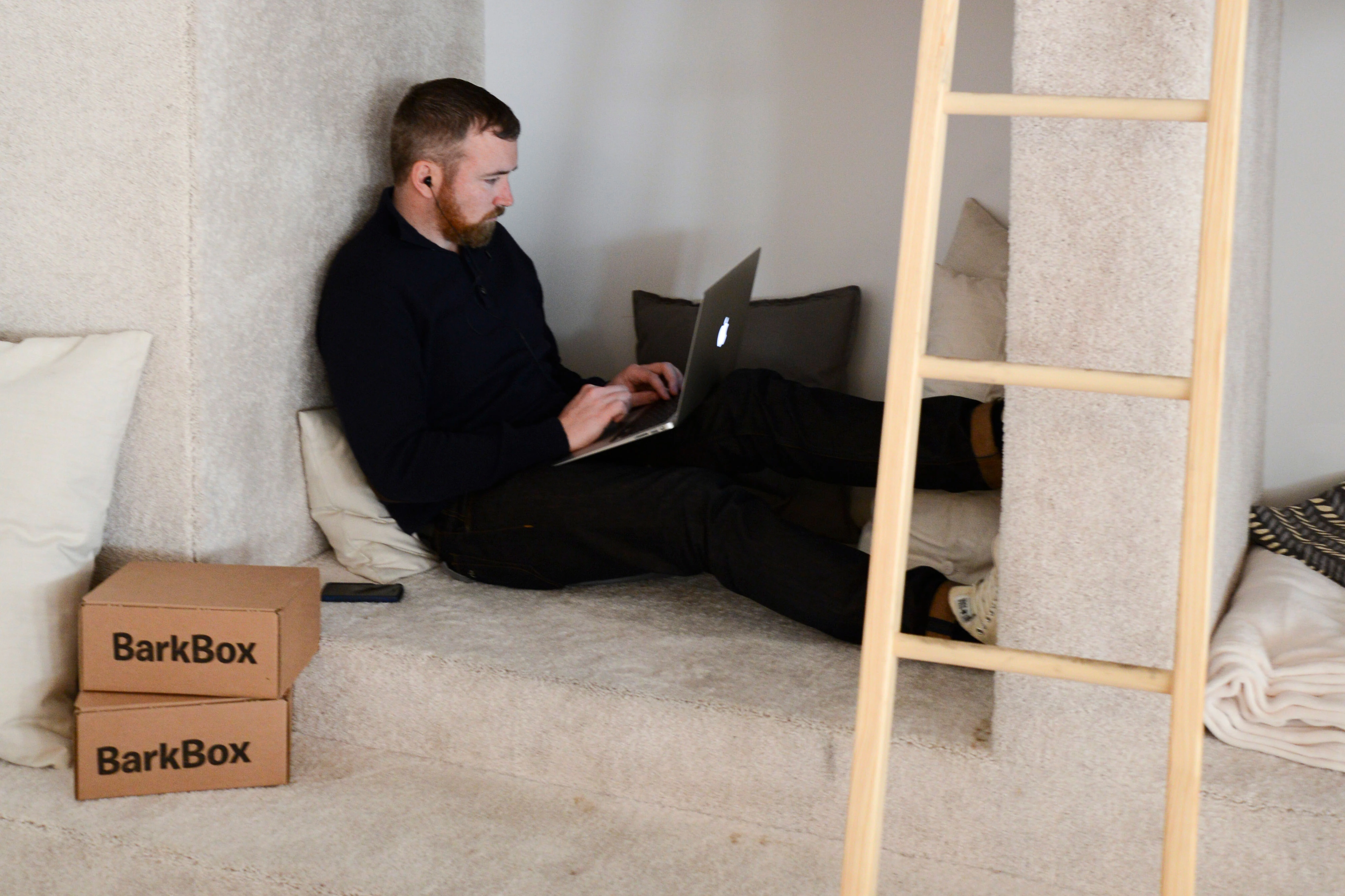 5 Creative Design Solutions To Fix The Open Office - Fast Company