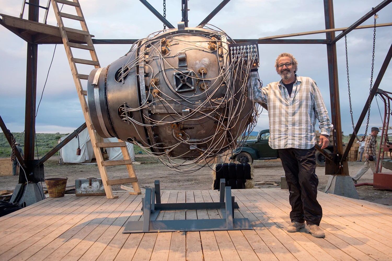 Designing The Atomic Age: How Science And History Shaped "Manhattan ...