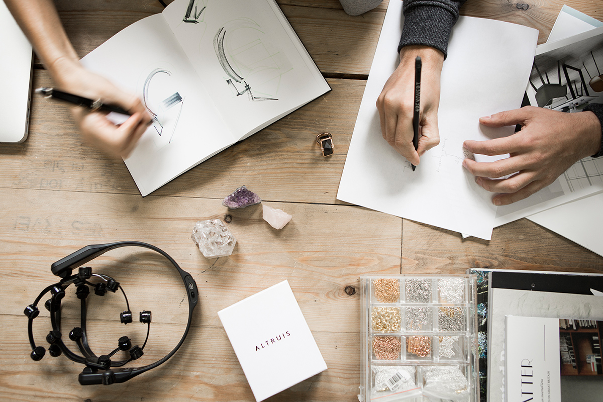 This New Lab Studies How Tech Addiction Affects Your Body And Brain ...