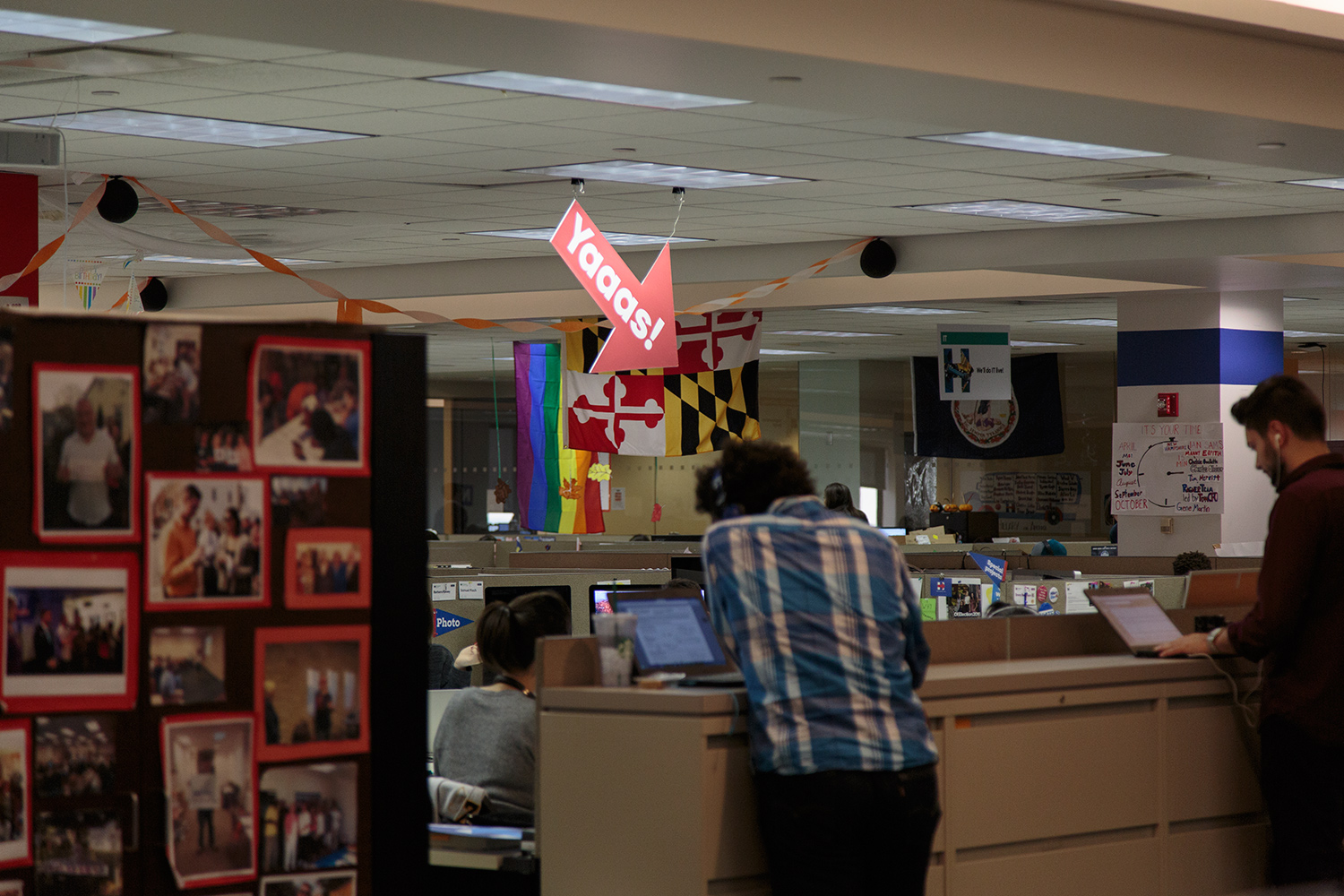 How The Hillary Clinton Campaign Built A Staff As Diverse As America ...