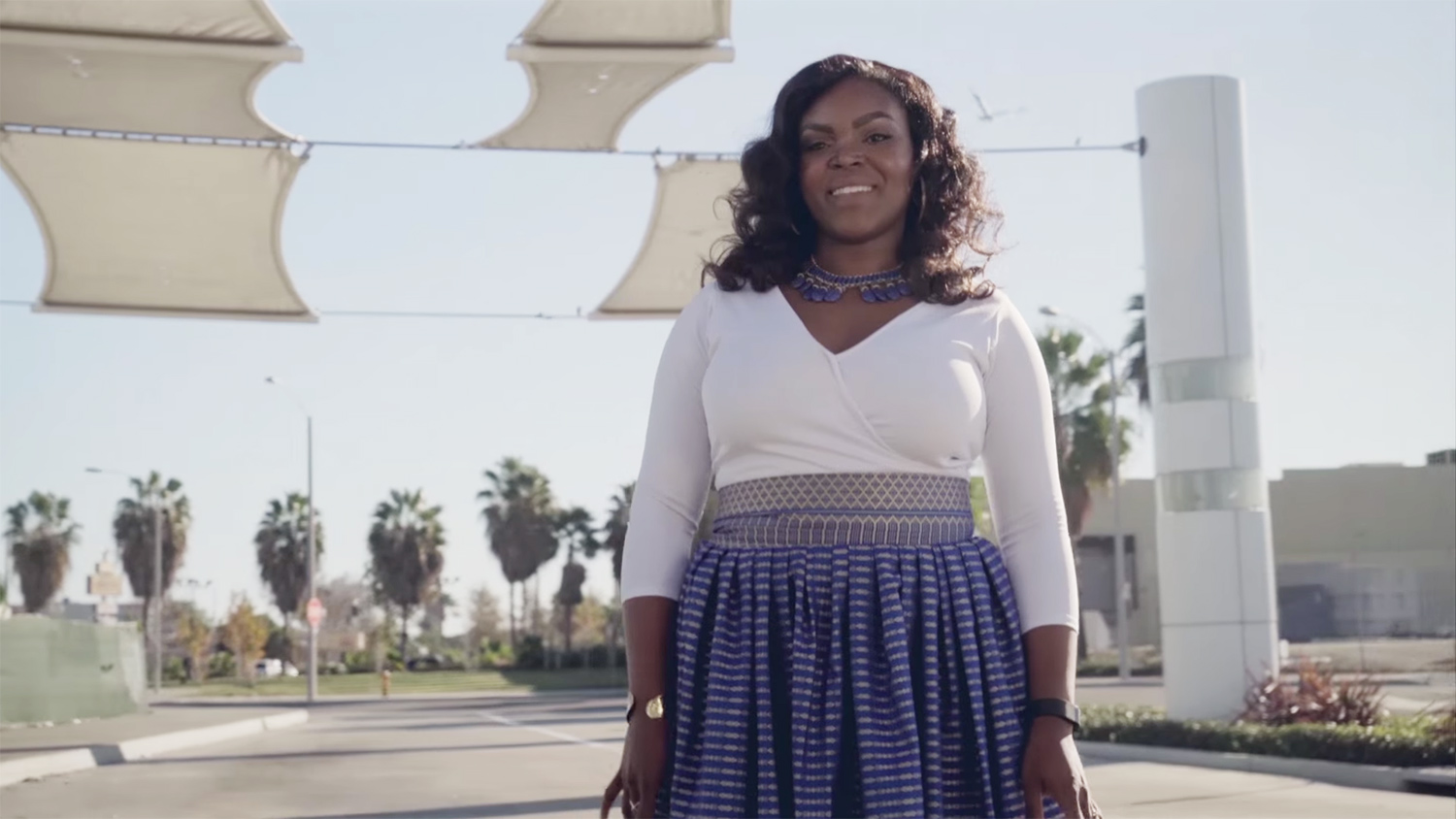 Kendrick Lamar Heads Back to Compton for a Passionate Performance of ...