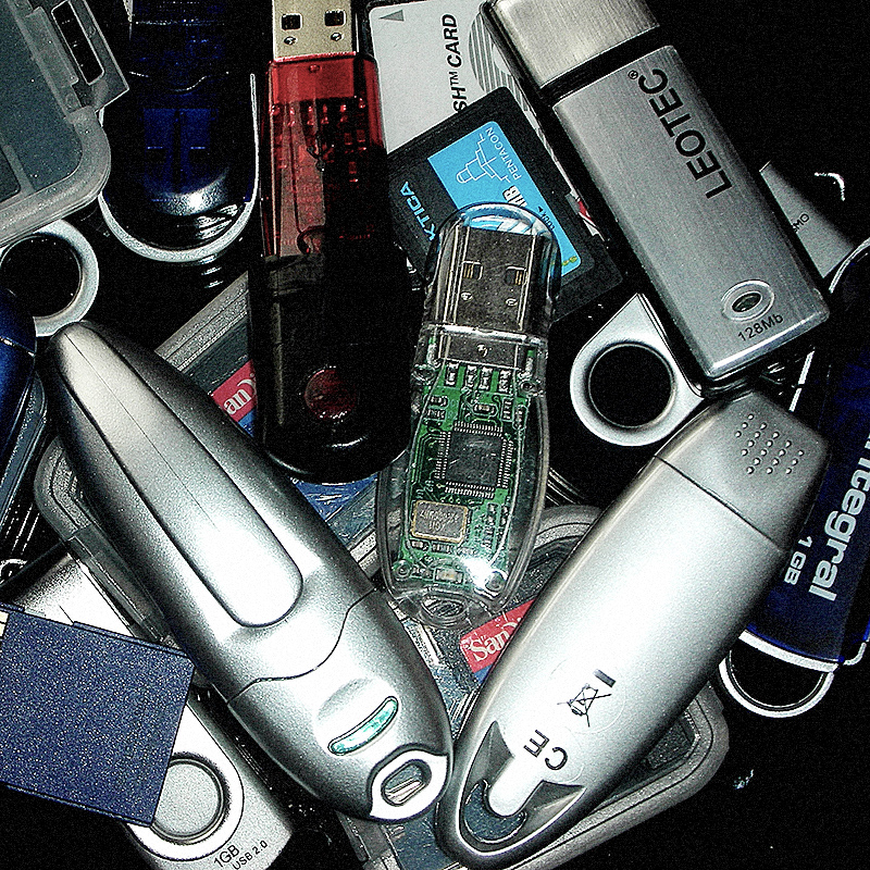 Your Outdated Flash Drive Could Help Fight North Korea's Censorship ...