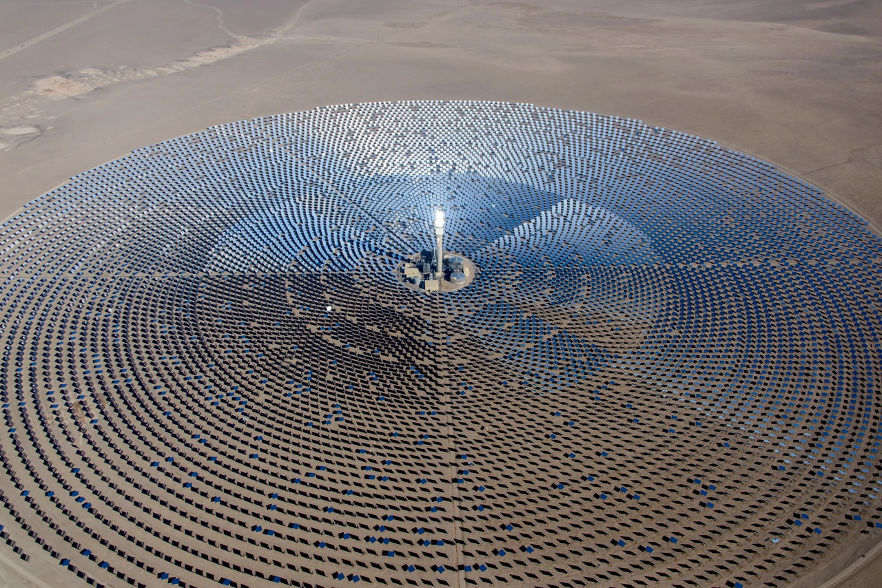 This Huge New Solar Farm Near Las Vegas Provides Power—Even At Night ...