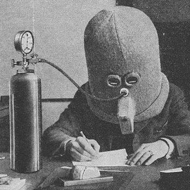 This Insane Anti-Distraction Helmet From 1925 Would Fit Into Any Modern ...