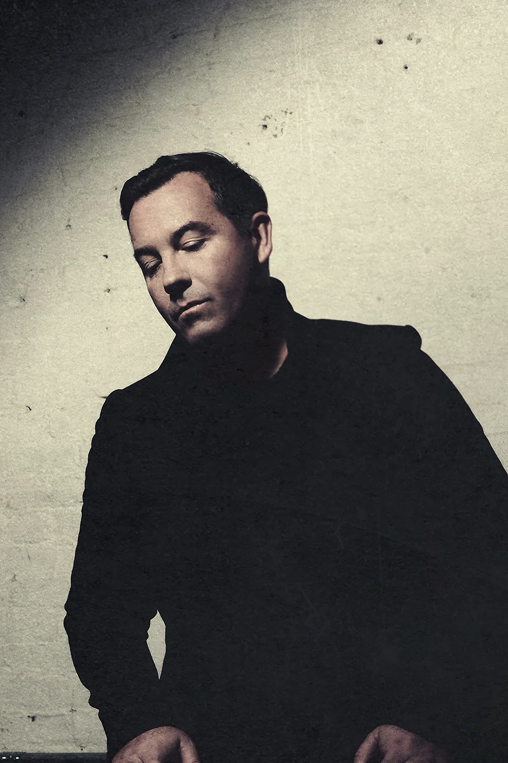 How Duncan Sheik Reinvented Himself From Radio Hits To "American Psycho ...