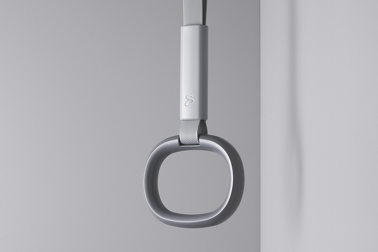 Finally, A Subway Strap Design That Eliminates Awkward Hand Touching ...