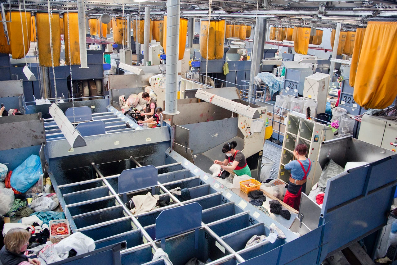 How H+M Is Trying To Balance Fast Fashion With Revolutionary Recycling ...