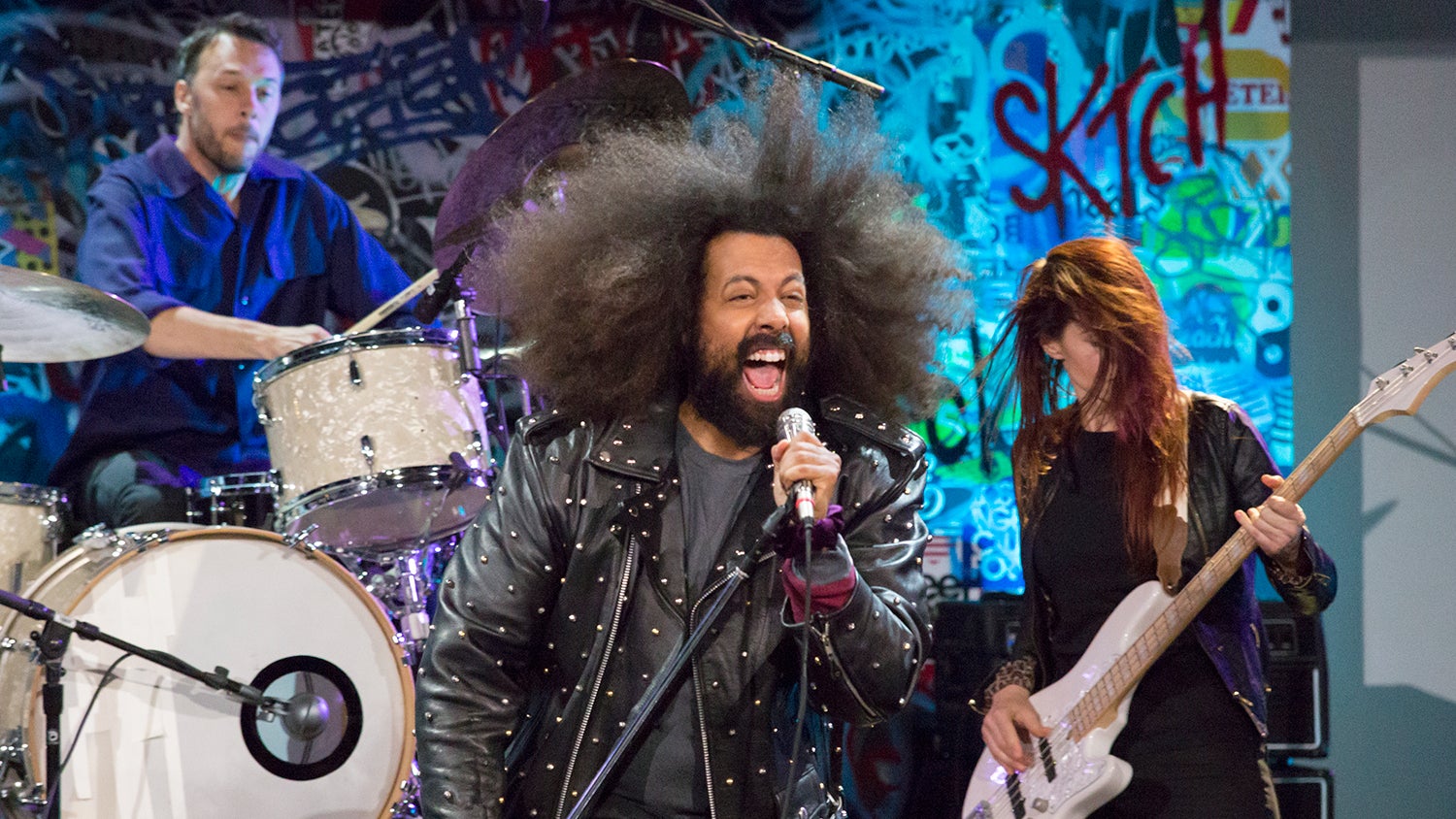 Setting The Stage For Spontaneity: Reggie Watts Breaks Down "Spatial ...