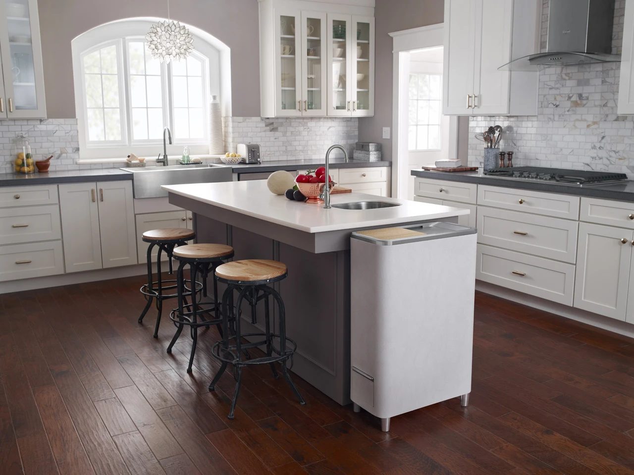 This Kitchen Gadget Turns Food Waste Into Fertilizer In Just A Day ...