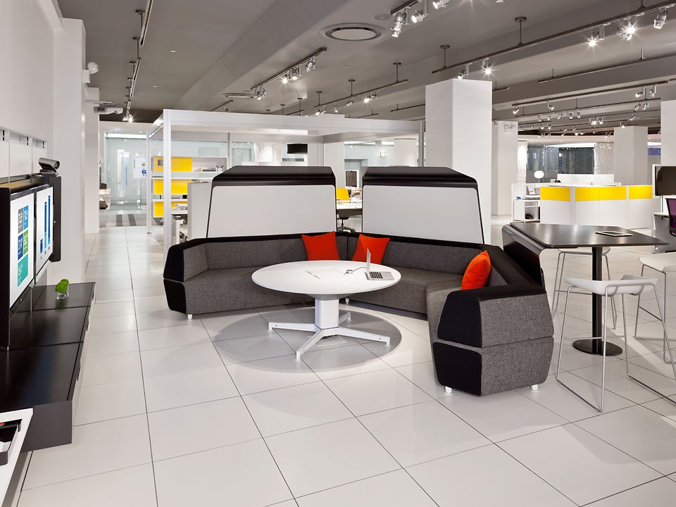 Office Furniture That Makes Video Calls More Apt For Brainstorming ...