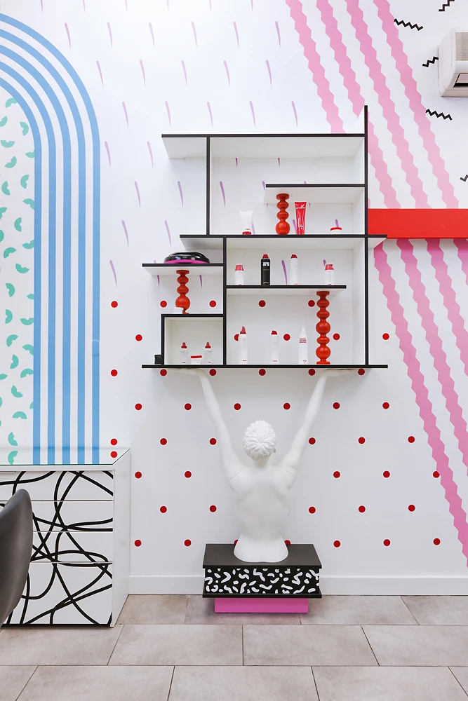 A Hair Salon That Harks Back To The Wackiest Days Of 1980s Design ...
