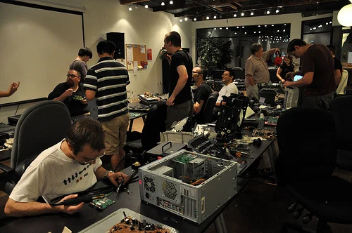 Hackerspaces: Hubs For Tech-Minded Do-Gooders? - Fast Company