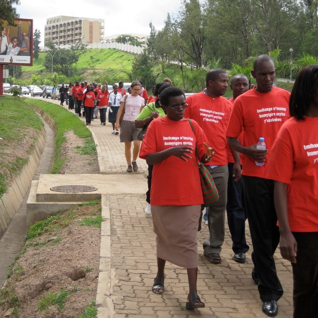 Banana-Based Pad Maker Elizabeth Scharpf Wants Rwandan Women Educated ...