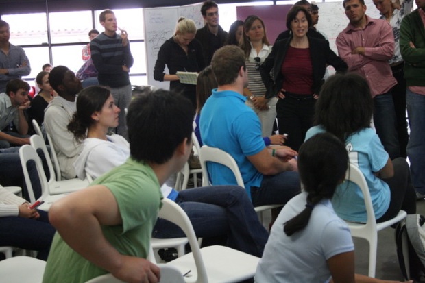 Fluid Dynamics: The Flexible, Transformable d.school Classrooms - Fast ...