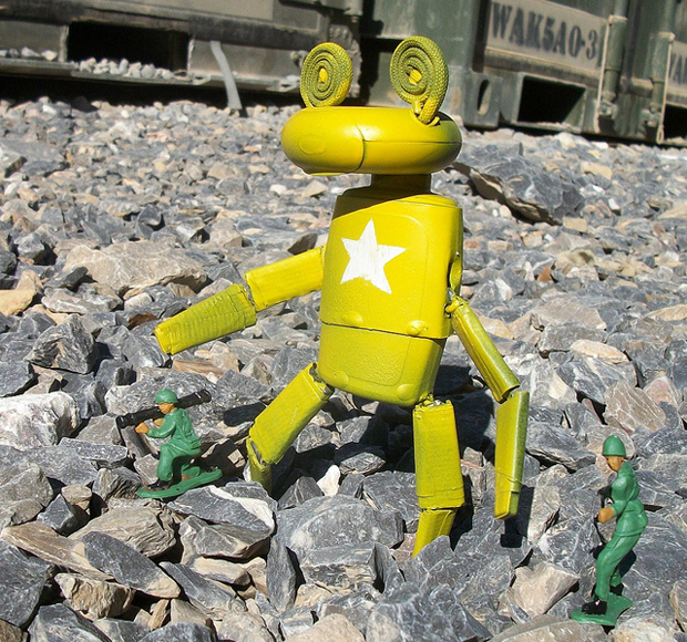 U.S Soldier Uses Recycled Materials to Make Super Cool Action Figures ...