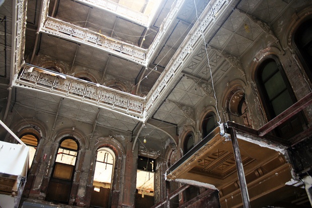 Is This Hidden Architectural Gem Another "Blade Runner" Building ...