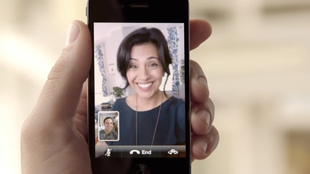 Apple's Four New iPhone Ads Concentrate on FaceTime, Families - Fast ...