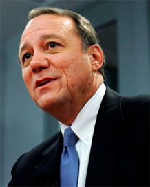 Blockbuster CEO Jim Keyes on Bankruptcy, Netflix, and Becoming the Next ...