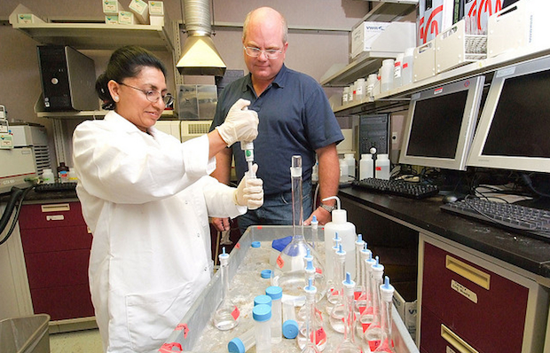 An "Ebay For Science" Promises To Transform The Business Of Research ...