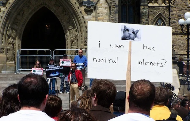 Facebook Is Bad for the Web, FCC Is Bad for Smartphones - Fast Company