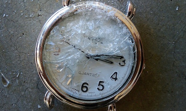 Fossil's MetaWatch Is A Bluetooth-Powered "Revolution On Your Wrist ...