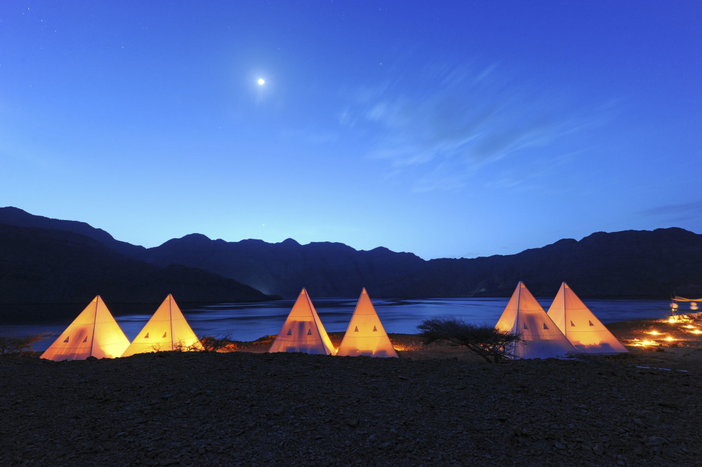 These private luxury pop-up hotels take glamping to a whole new level ...