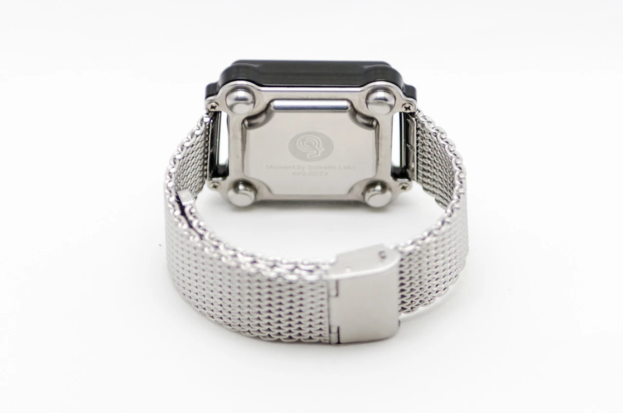 A Screenless Smartwatch That Teases An Alternative Future Of UI - Fast ...