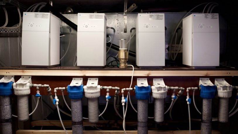 This island's "water microgrid" is saving its aquifer from tourists ...