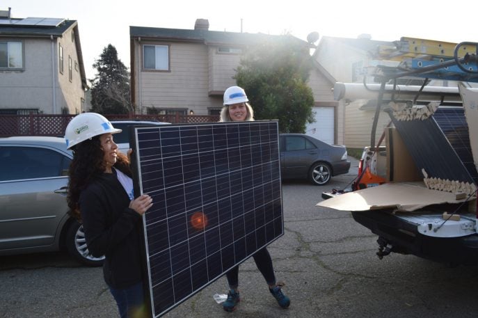 Sunrun is bringing 100 megawatts of rooftop solar to low-income ...