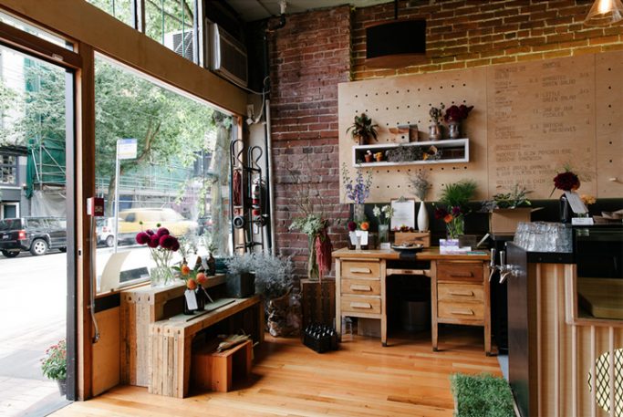 Why designers should stay in the "problem space" as long as possible ...