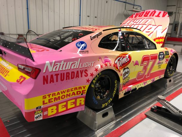 Natty Light's new beer is a strawberry lemonade-flavored design crime ...