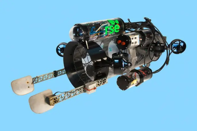 This fish-zapping robot is hunting invasive lionfish in coral reefs ...