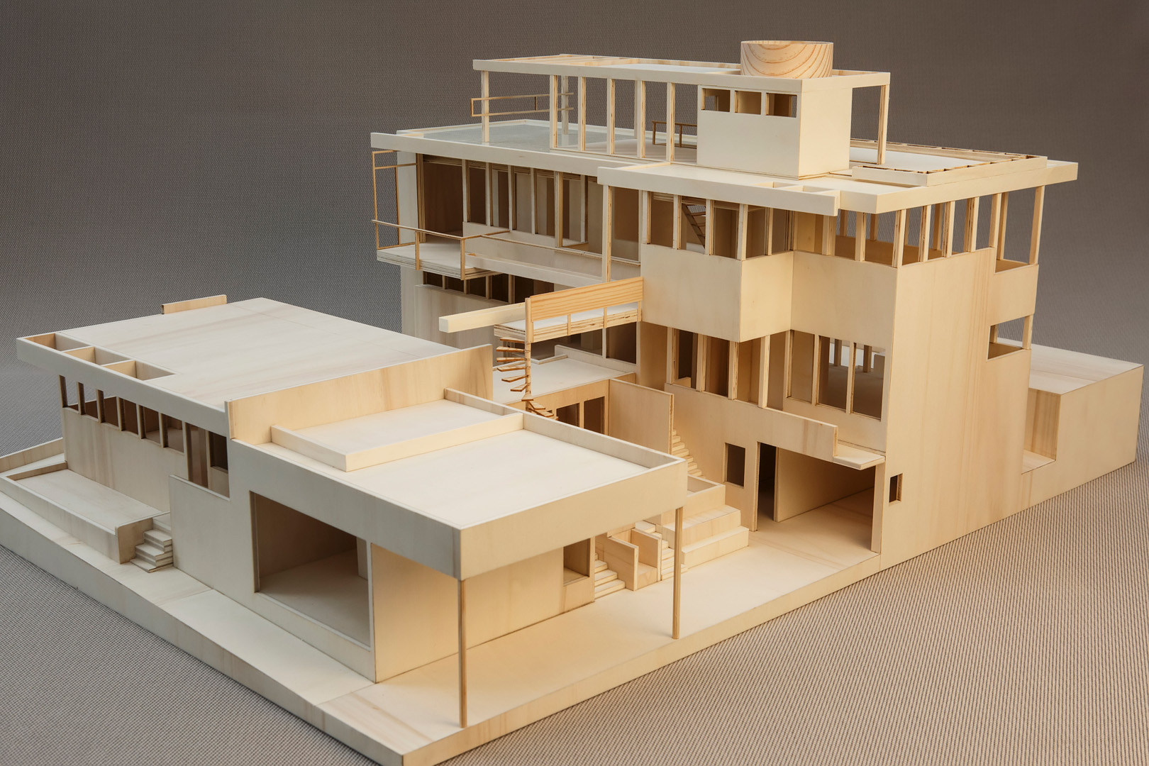 This kit lets anyone build one of L.A.'s most famous modern ...