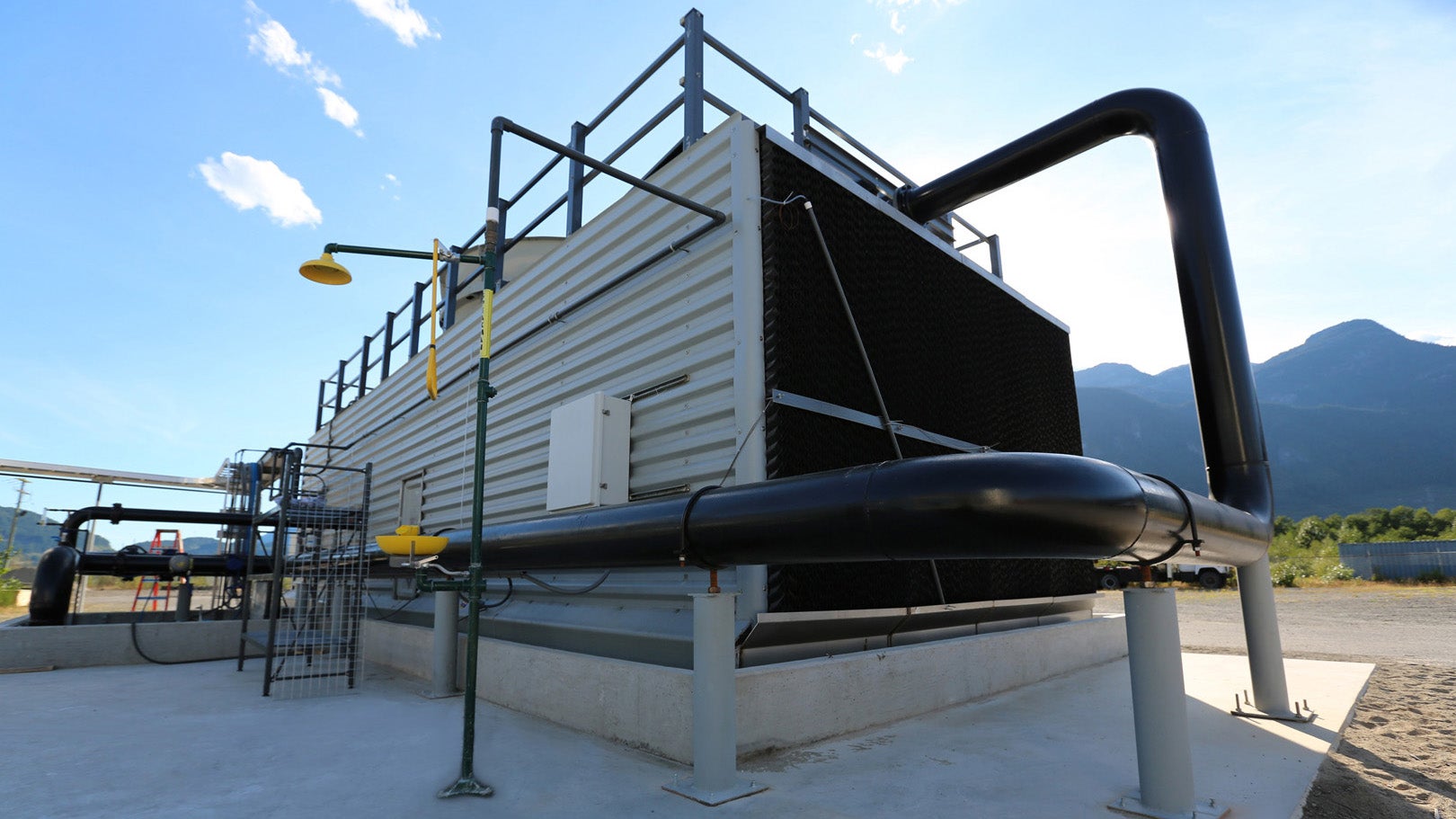 We have the tech to suck CO2 from the air-but can it suck enough to ...