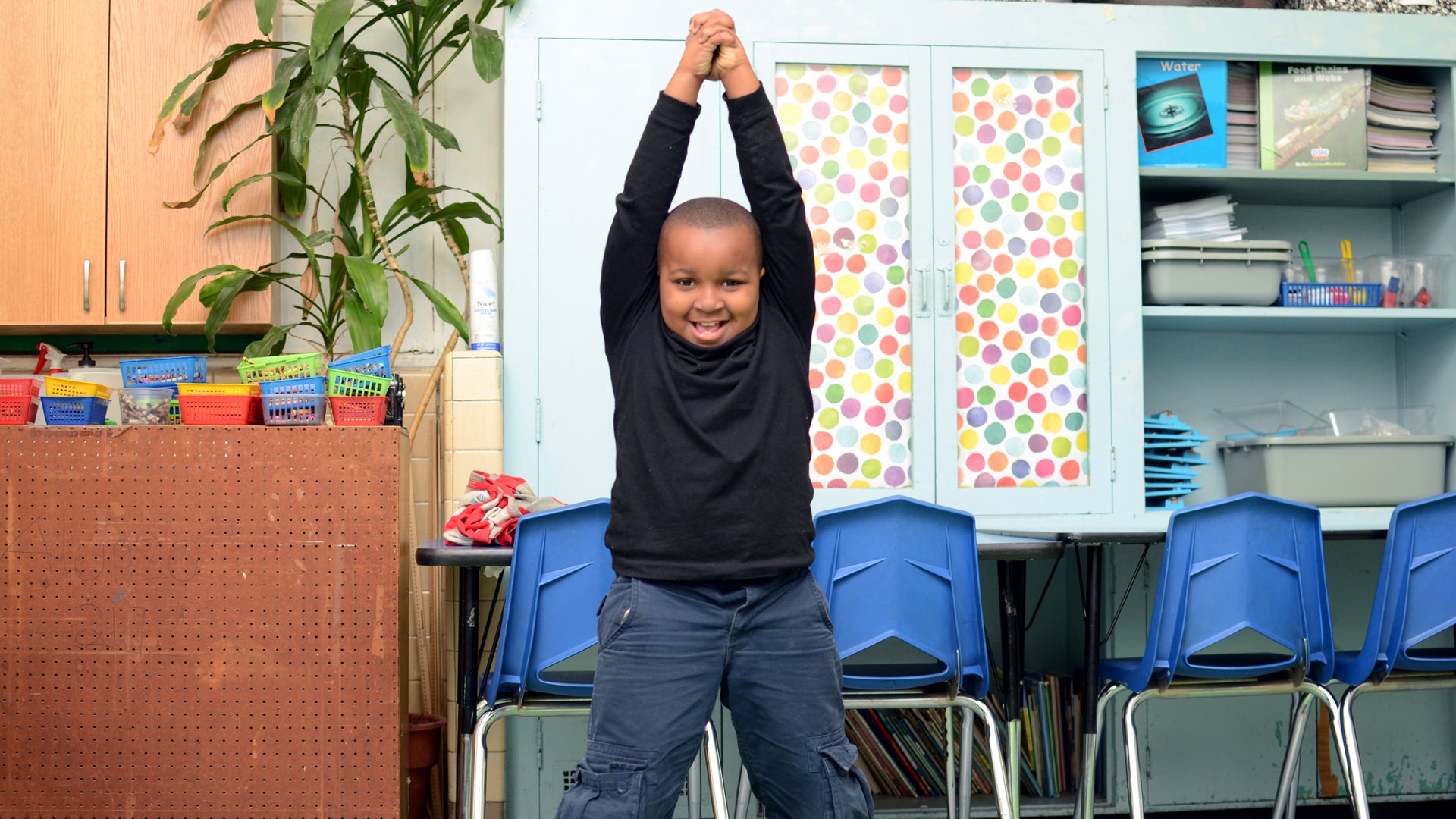 This nonprofit brings yoga to low-income schools to help students de ...