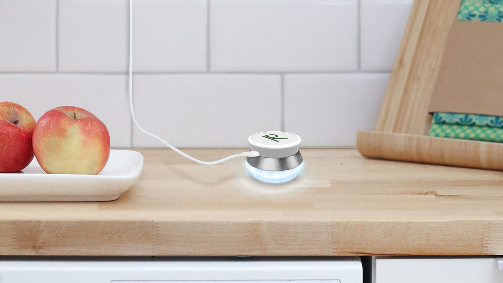 This gadget scans your trash to tell you if it's recyclable - Fast Company